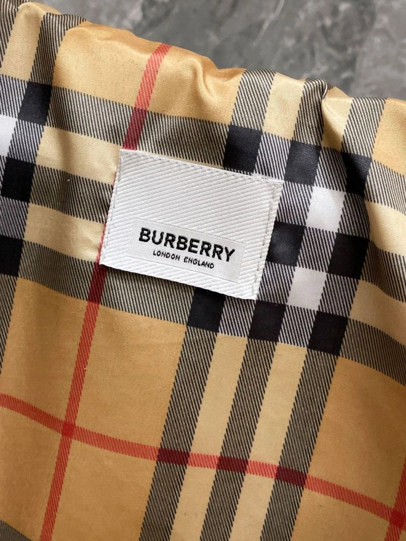 Legit Burberry Outwear