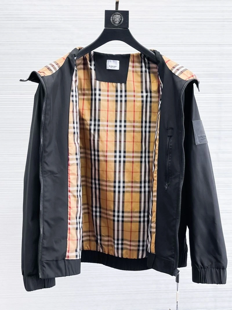 Bargain Burberry Outwear