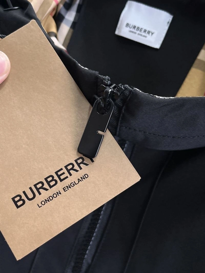 Bargain Burberry Outwear