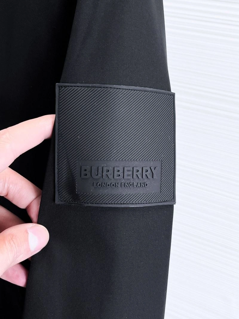 Bargain Burberry Outwear