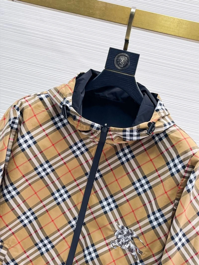 Top mirror Burberry Outwear