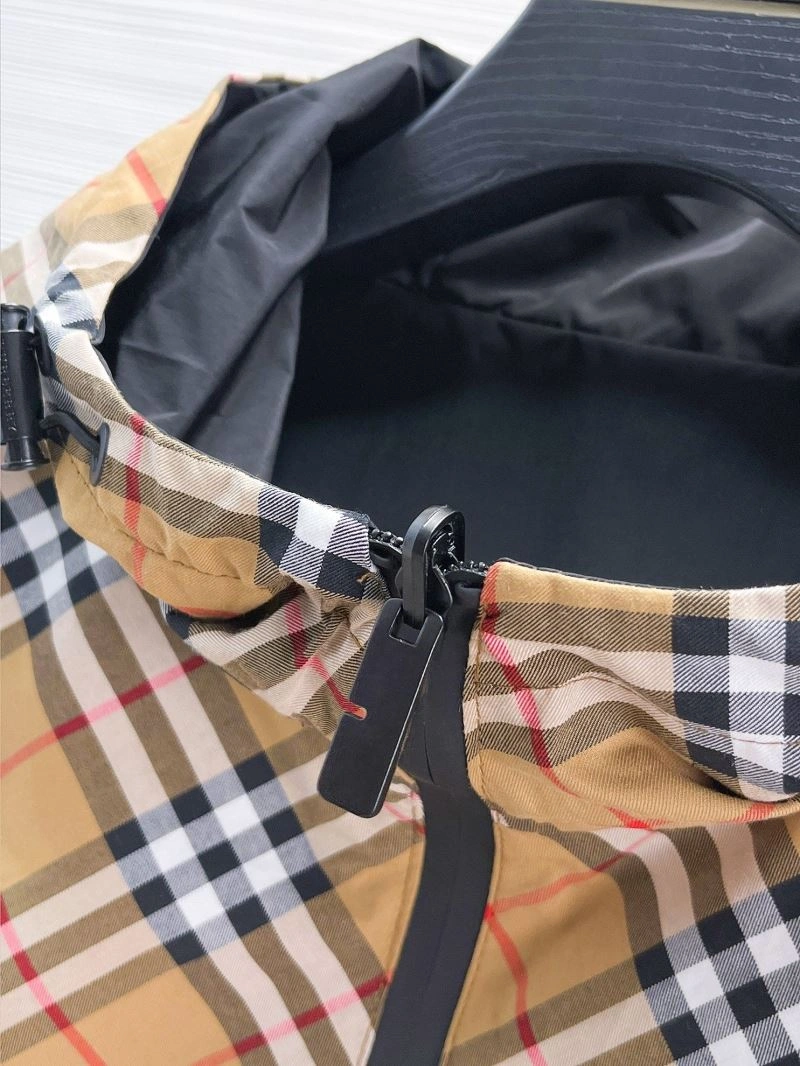 Top mirror Burberry Outwear