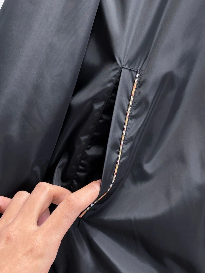Brand-original Burberry Outwear
