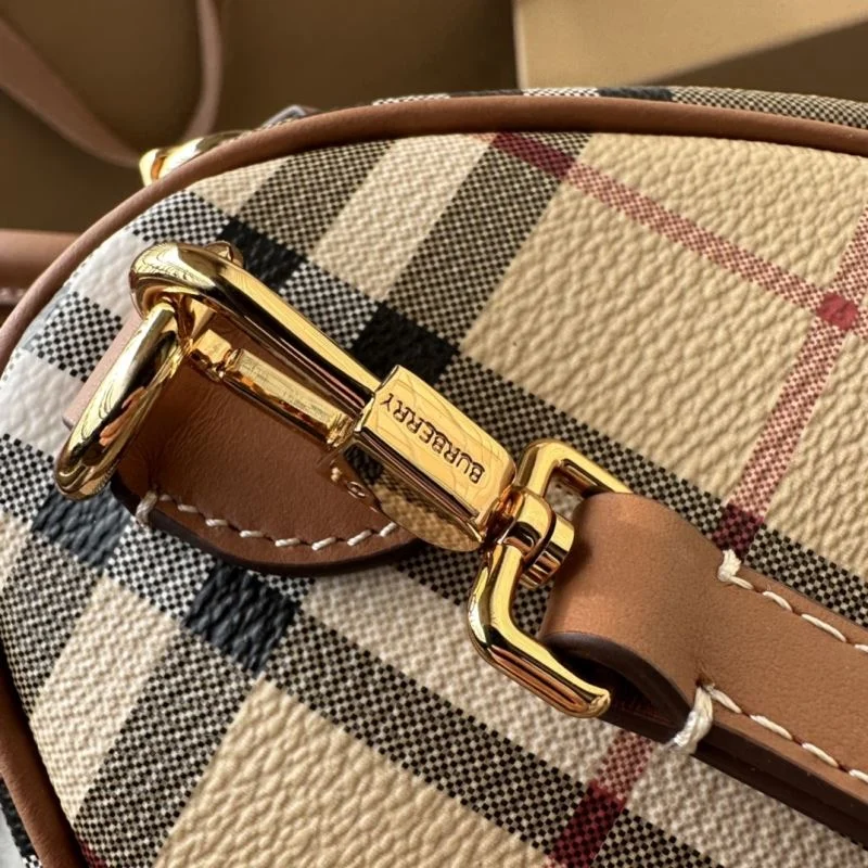 Low-cost Burberry Pillow Bags