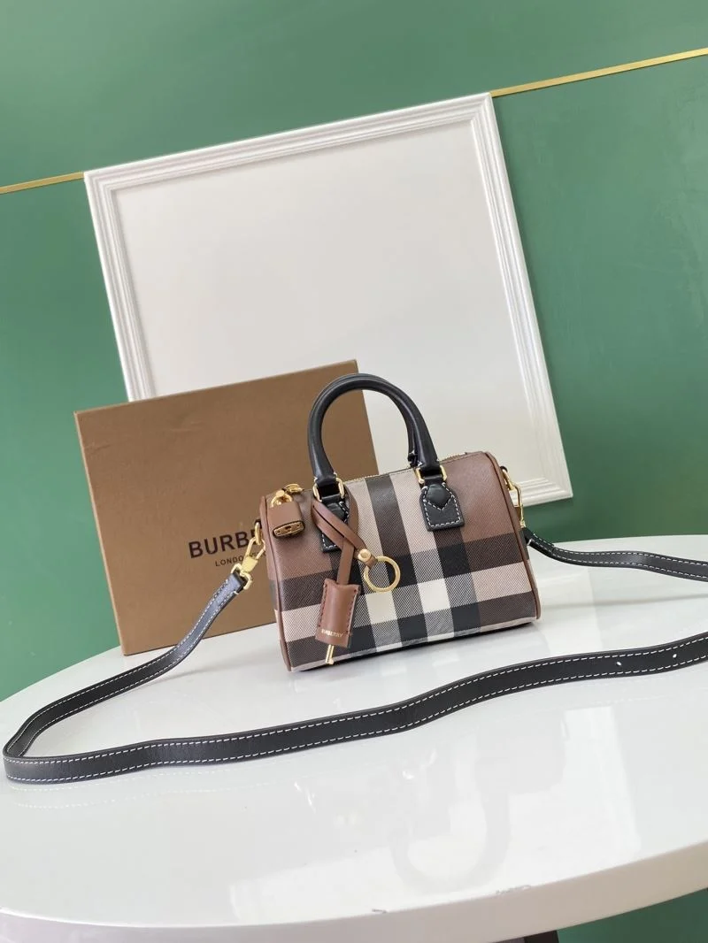 High accuracy Burberry Pillow Bags