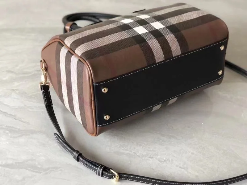 Mirror quality Burberry Pillow Bags