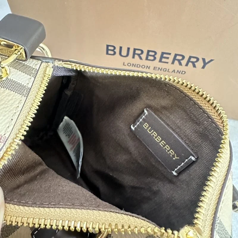 Low-cost Burberry Pillow Bags