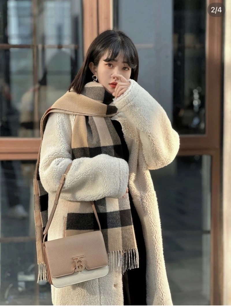High accuracy Burberry Satchel Bags