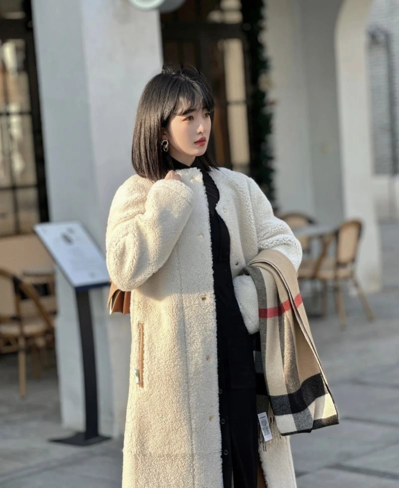 High accuracy Burberry Satchel Bags