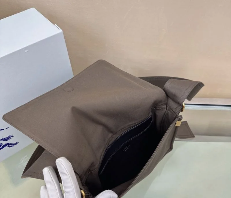Accurate model Burberry Satchel Bags
