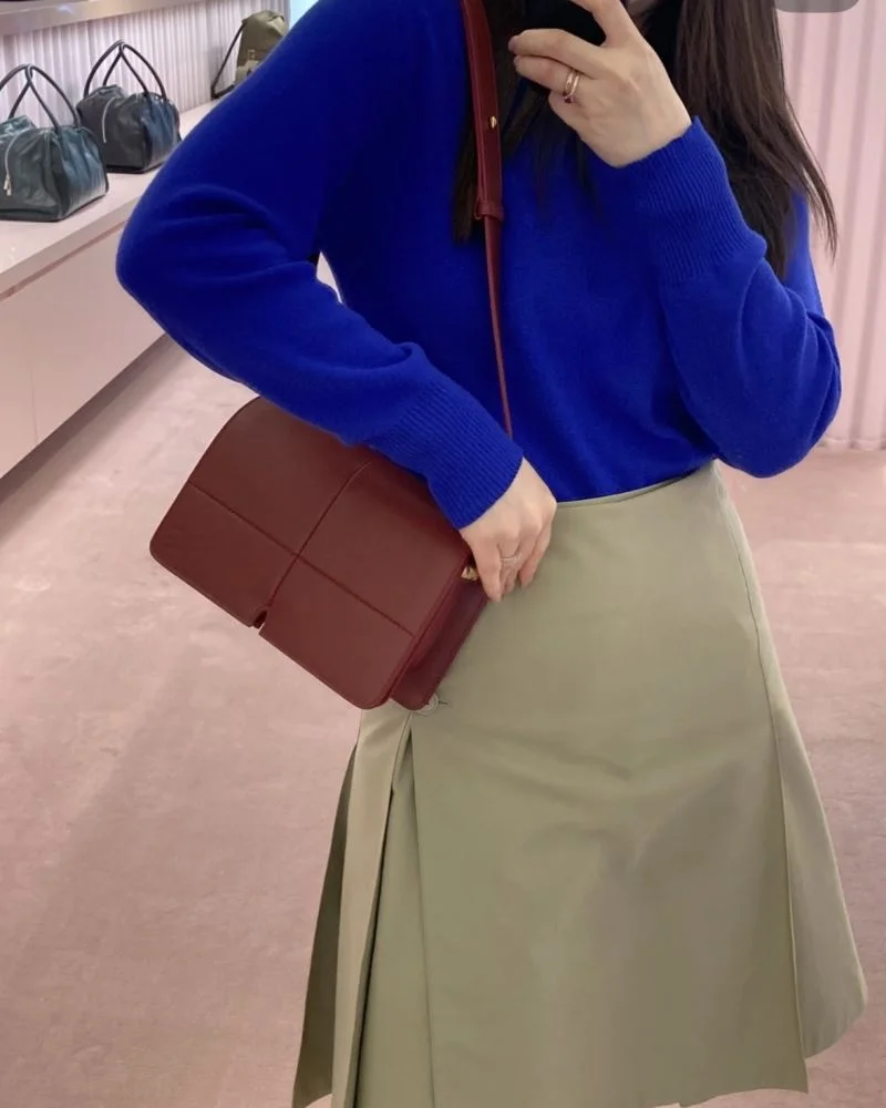 Top mirror Burberry Satchel Bags