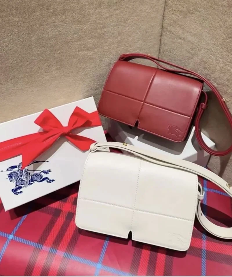 Top mirror Burberry Satchel Bags