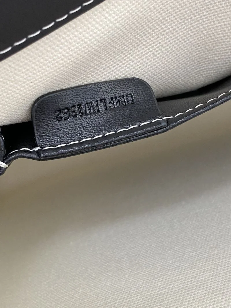 Low-cost Burberry Satchel Bags