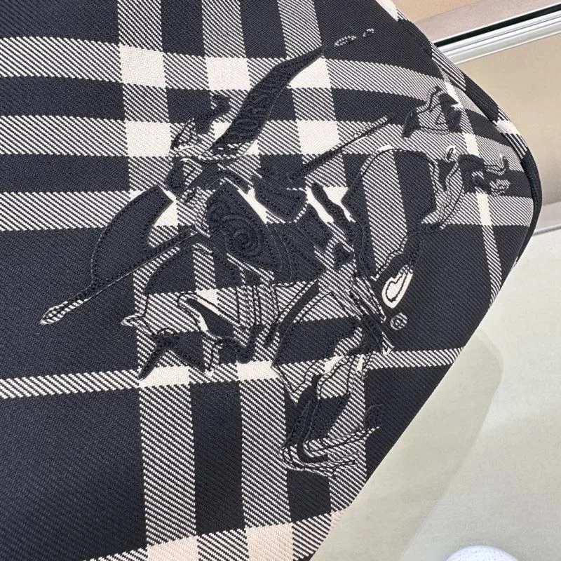 Inexpensive Burberry Satchel Bags