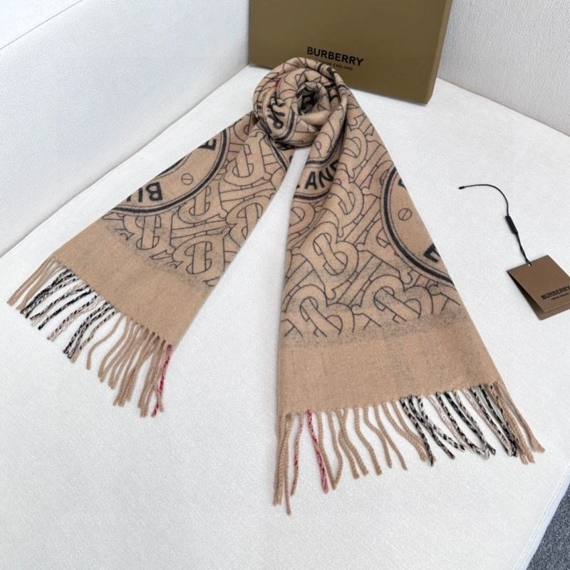 Low-cost Burberry Scarf