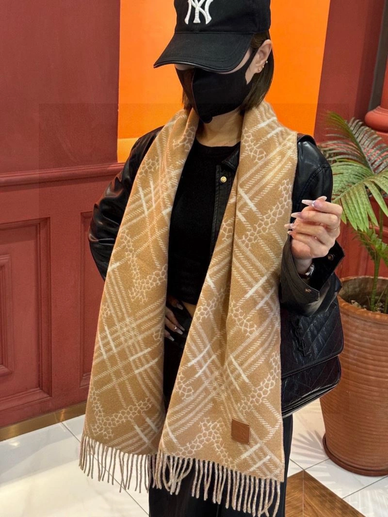 Indistinguishable Burberry Scarf