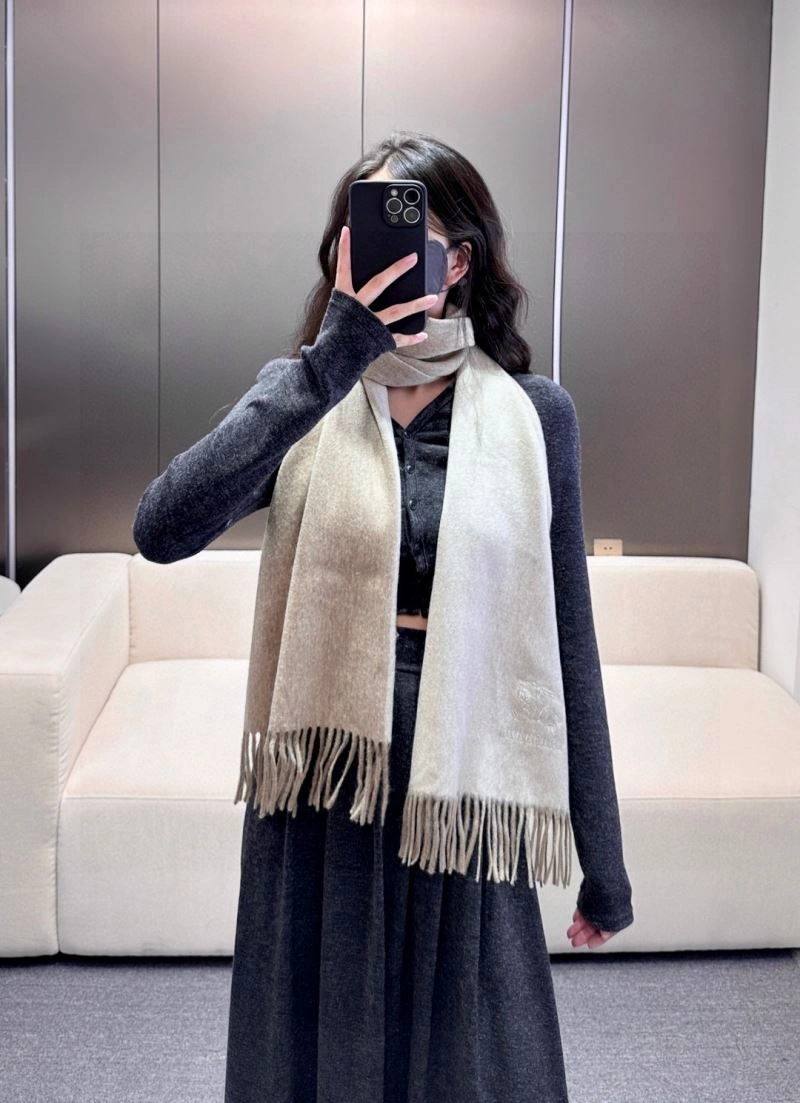 High fidelity Burberry Scarf