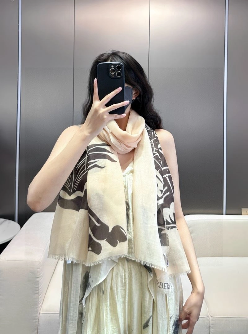 High fidelity Burberry Scarf