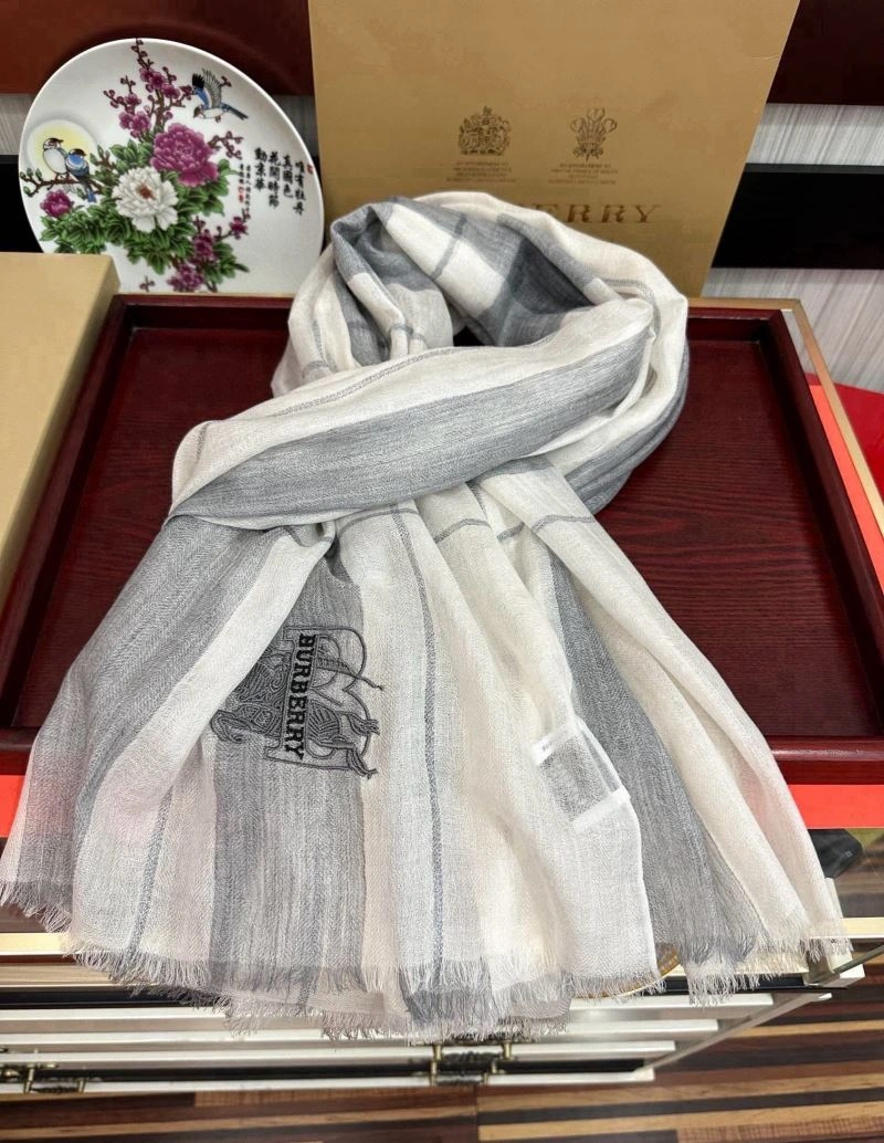 Brand-original Burberry Scarf