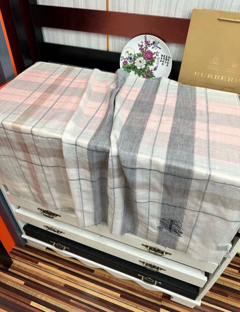 Brand-original Burberry Scarf