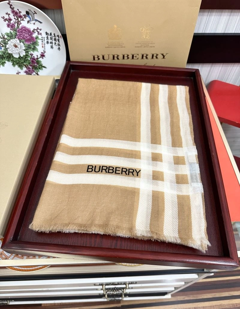Factory-made Burberry Scarf