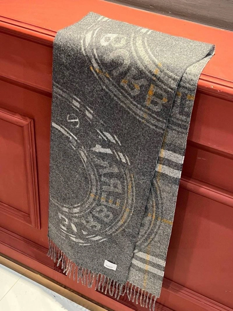 Brand-original Burberry Scarf