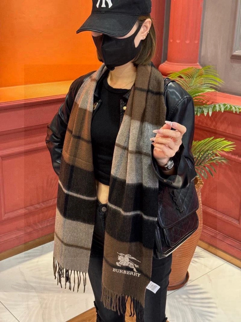 Exact replica Burberry Scarf