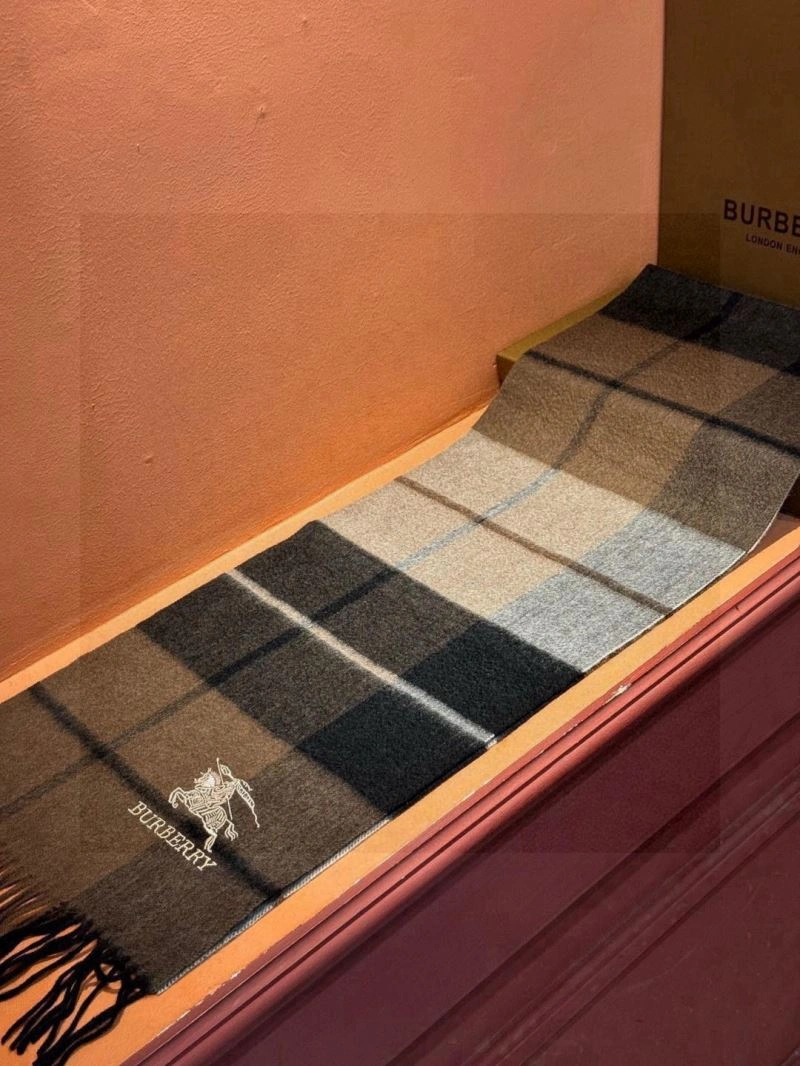 Exact replica Burberry Scarf