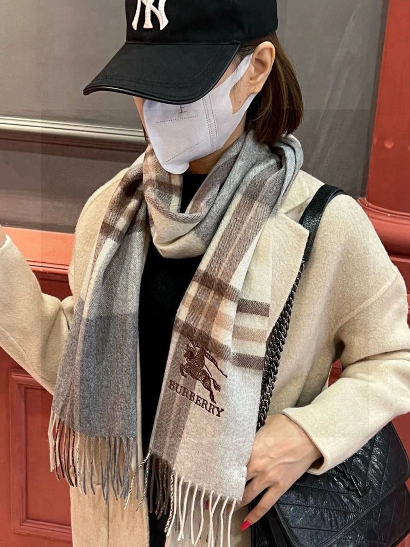 Official Burberry Scarf