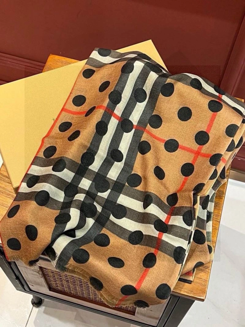 Precise copy Burberry Scarf