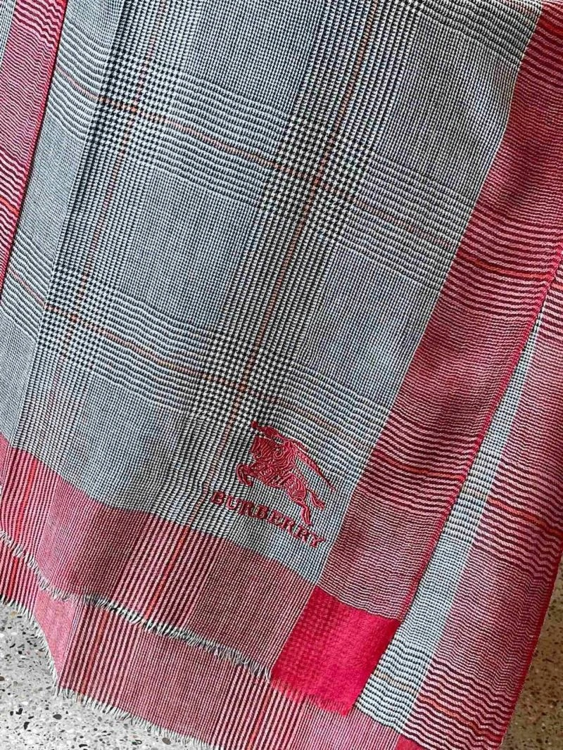 Inexpensive Burberry Scarf