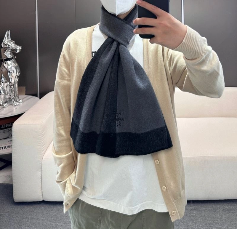 Brand-original Burberry Scarf