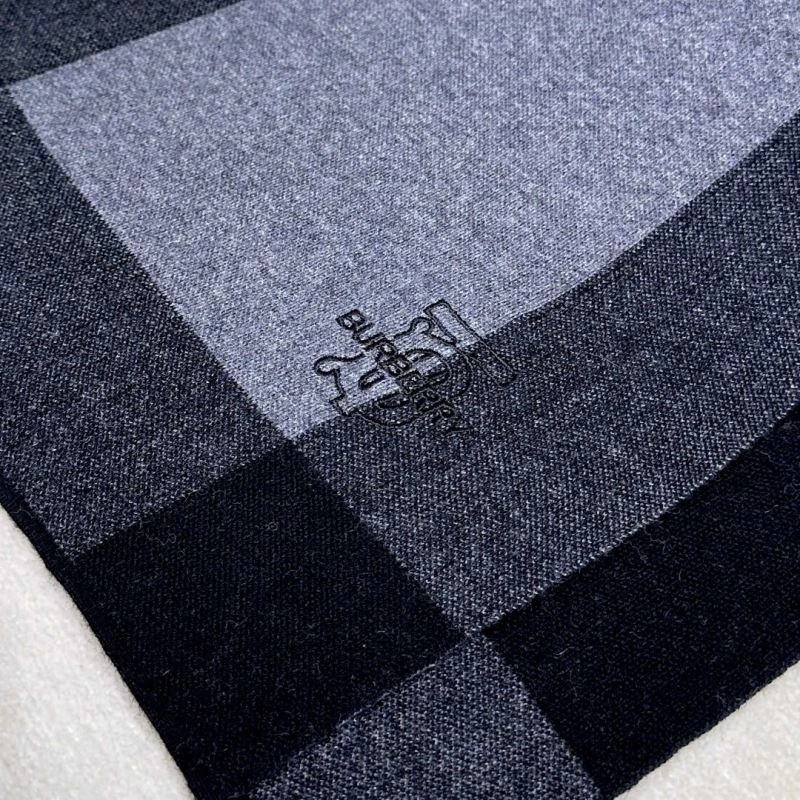 Brand-original Burberry Scarf