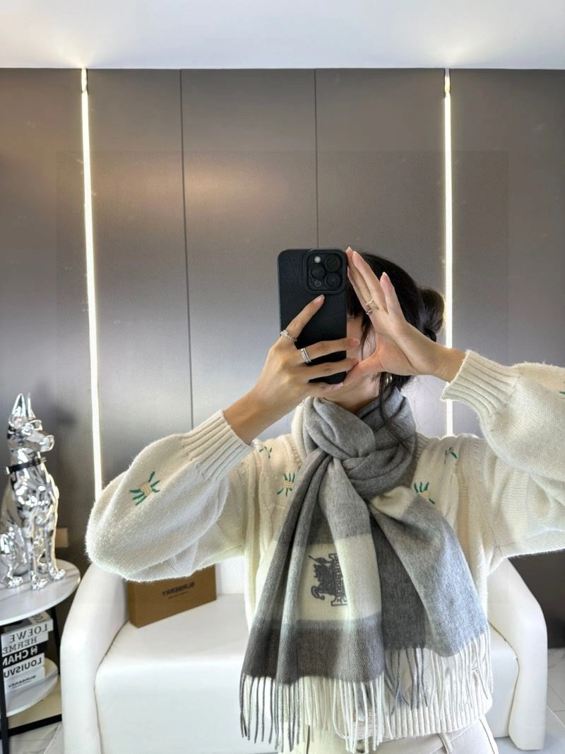 Official Burberry Scarf
