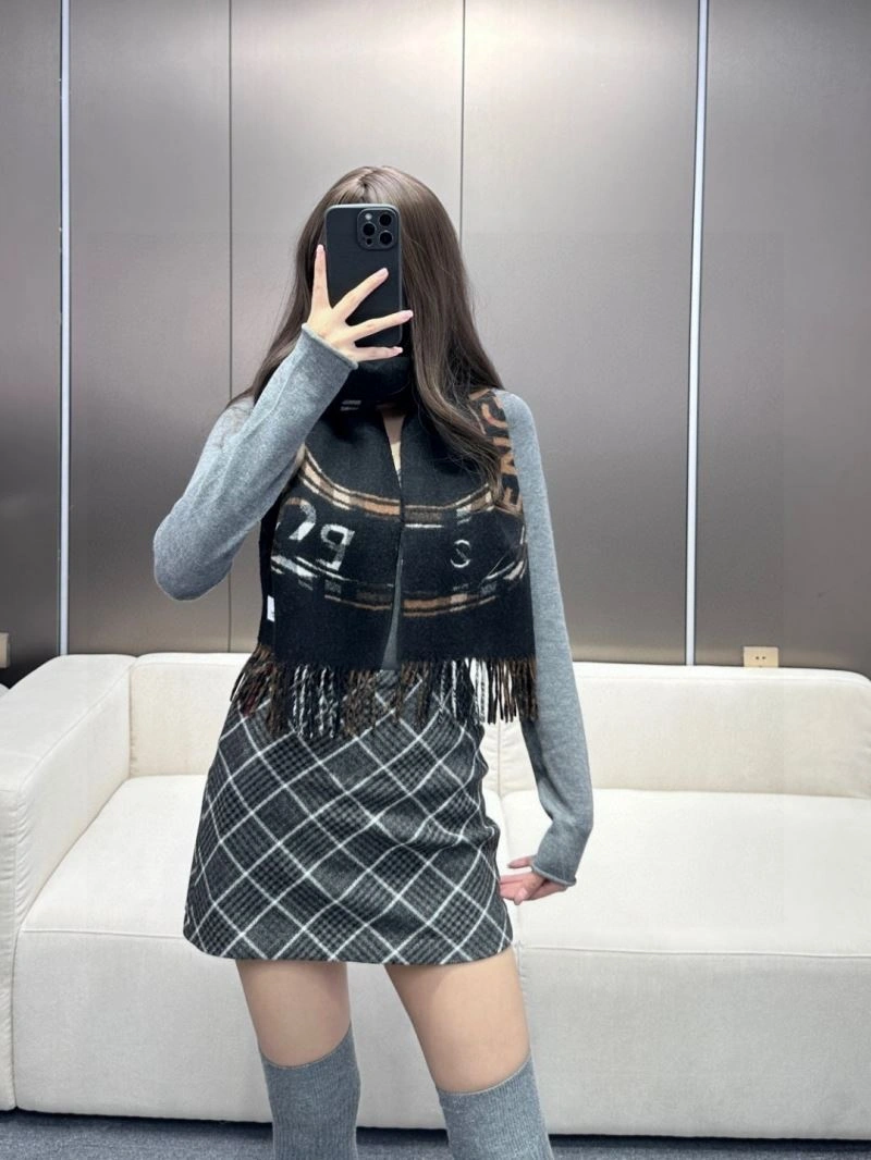Discounted Burberry Scarf