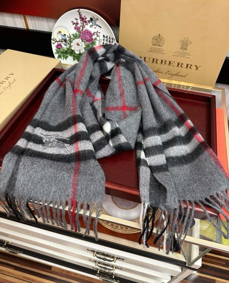 Exact replica Burberry Scarf