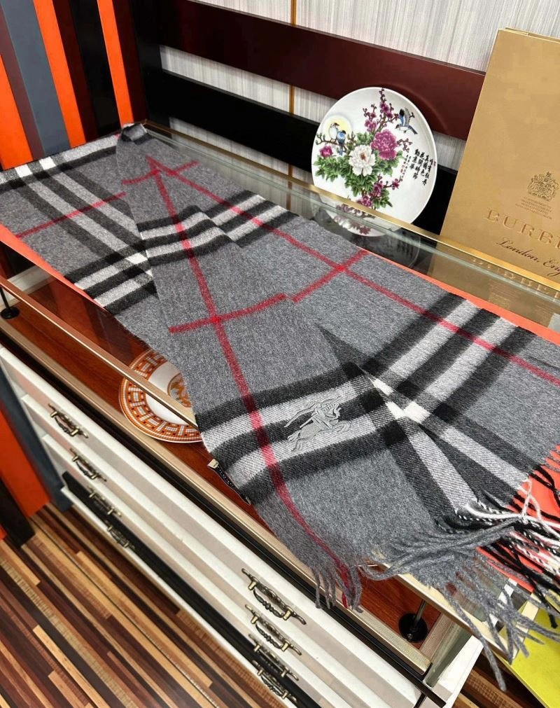Exact replica Burberry Scarf
