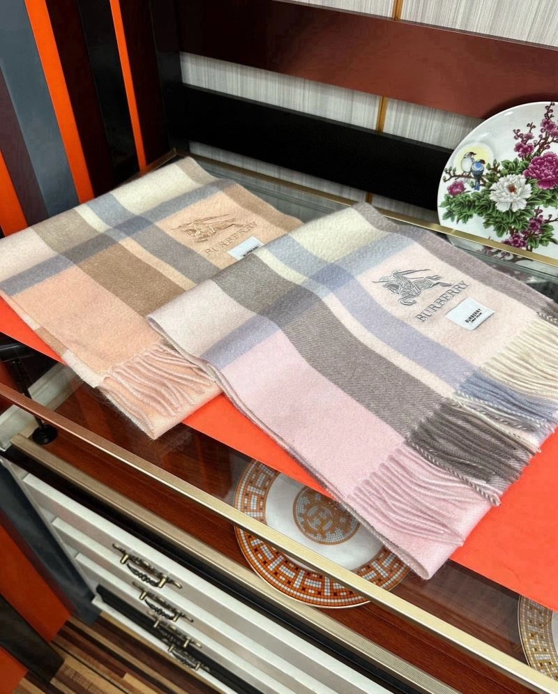 Top match Burberry Scarf
