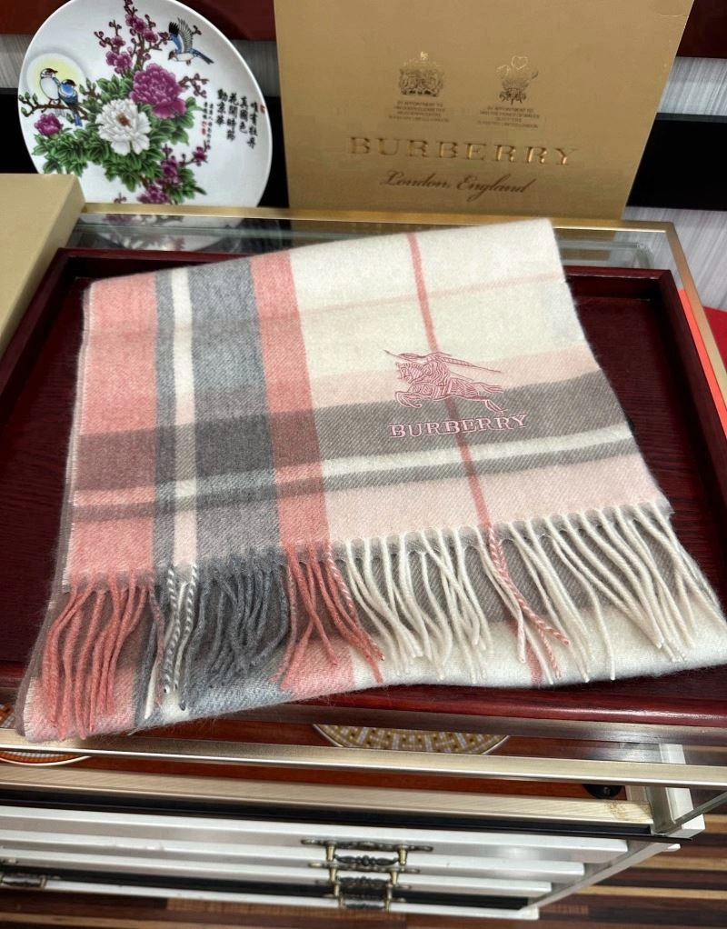 Legit Burberry Scarf