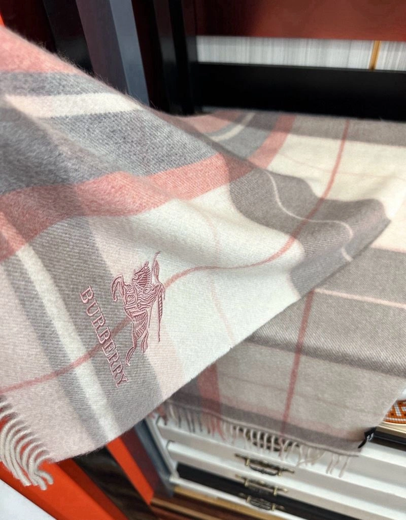 Legit Burberry Scarf