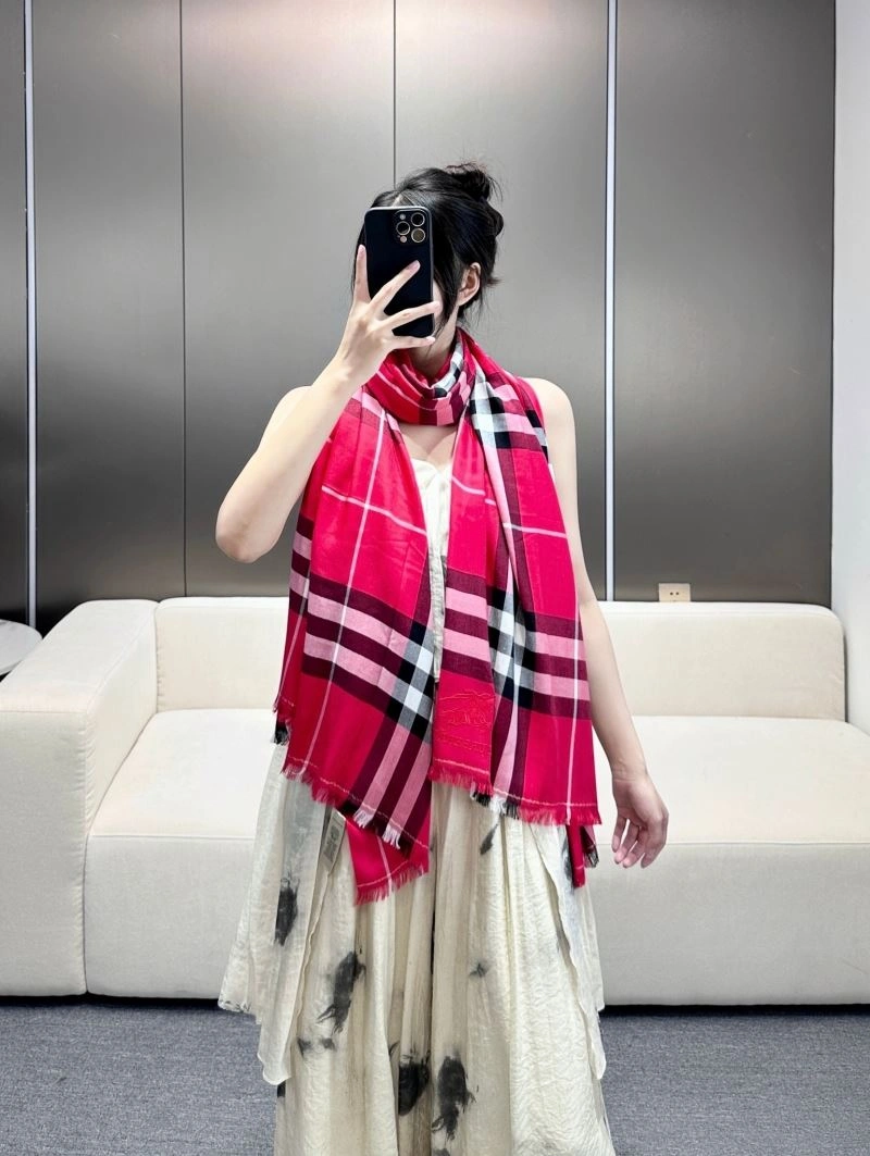 Exact replica Burberry Scarf