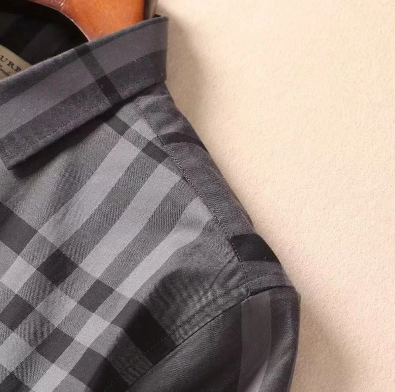 Accurate model Burberry Shirts