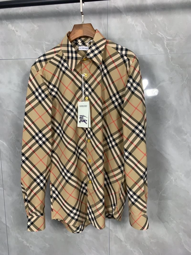 Accurate model Burberry Shirts