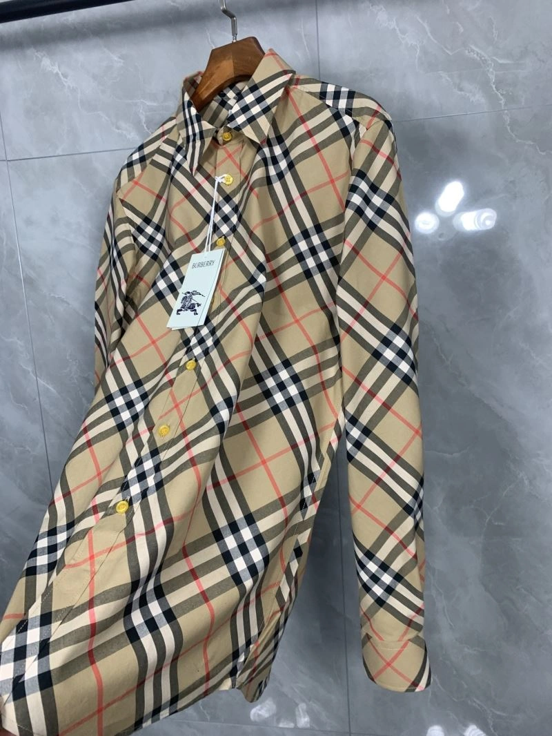 Accurate model Burberry Shirts
