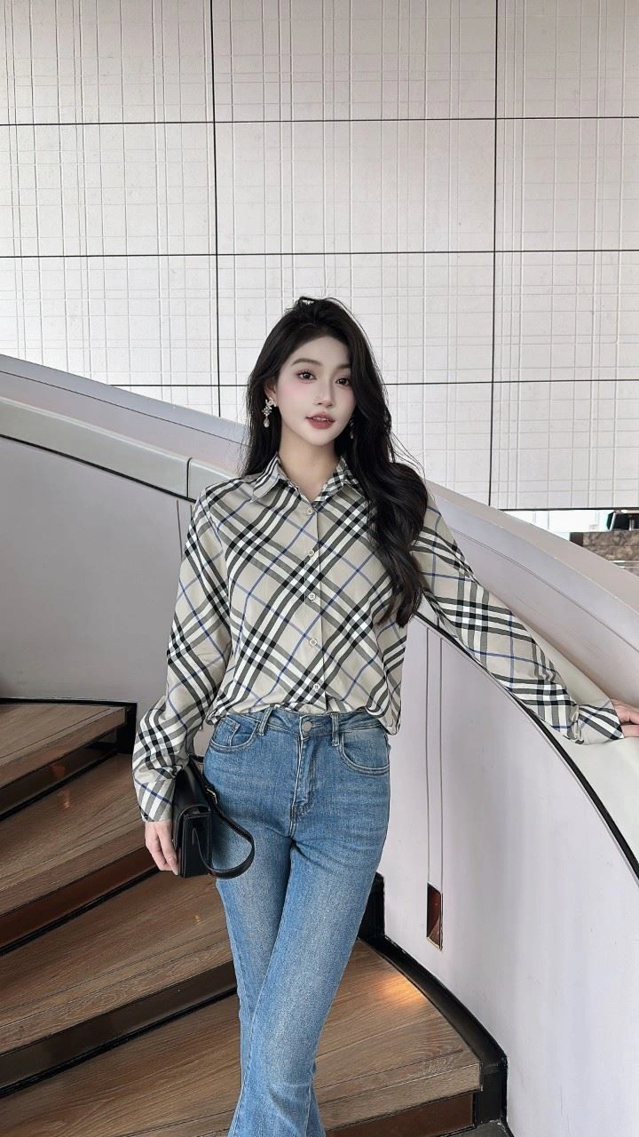 Top mirror Burberry Shirts