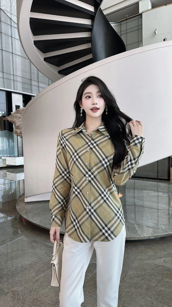 Top mirror Burberry Shirts