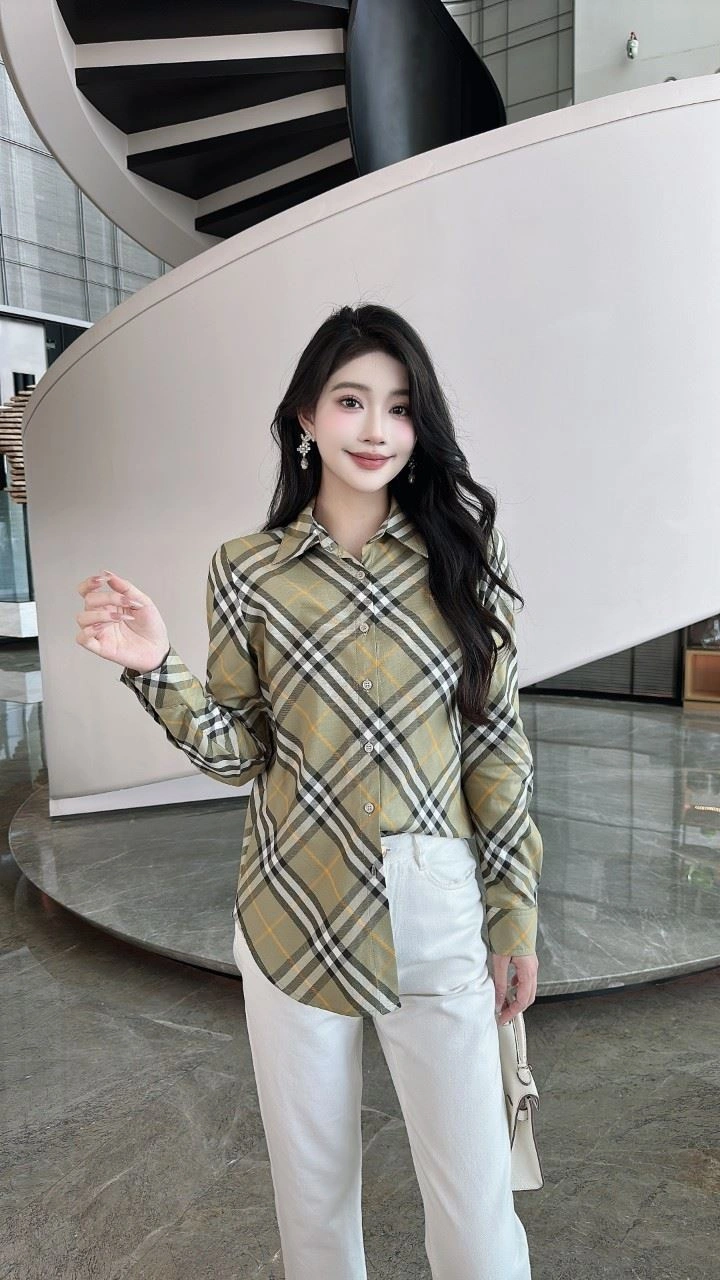 Top mirror Burberry Shirts