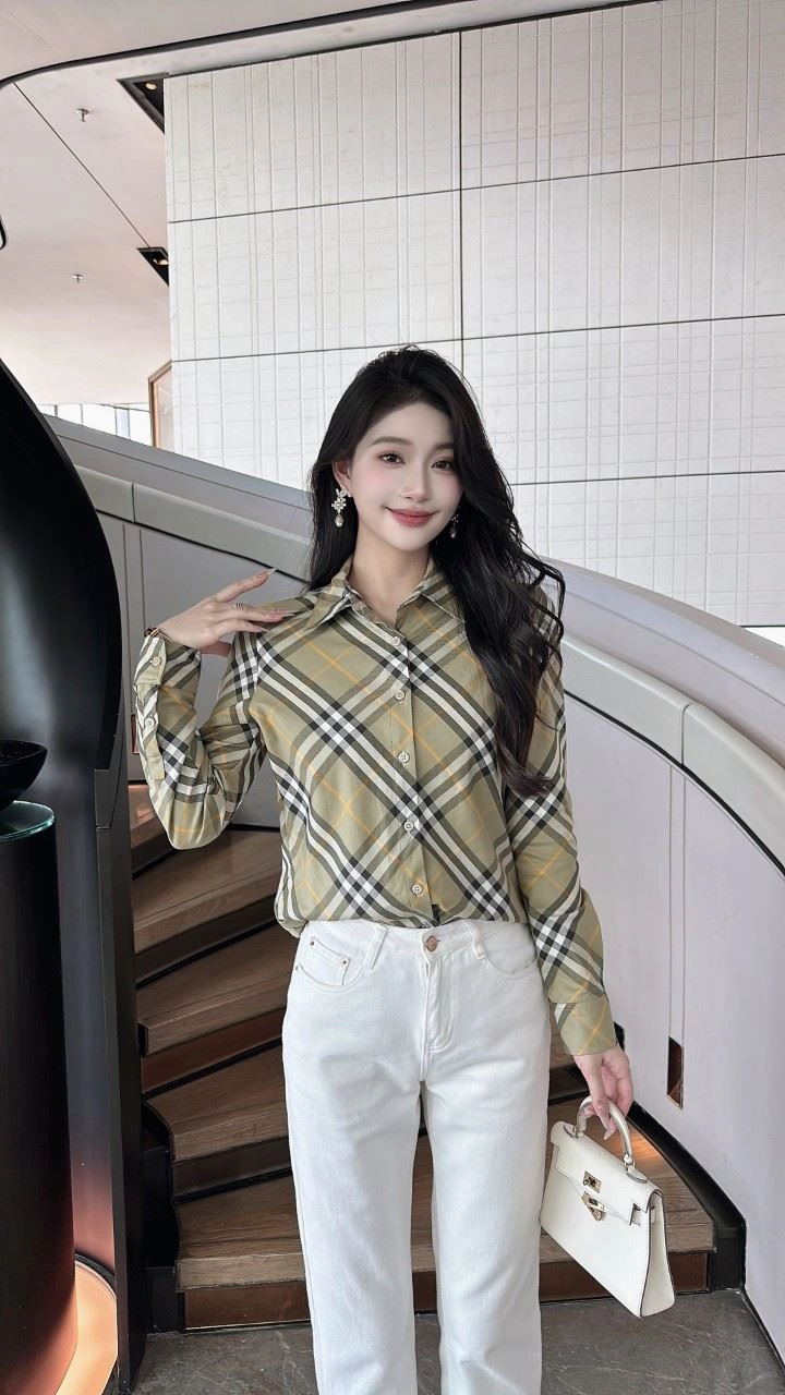 Top mirror Burberry Shirts