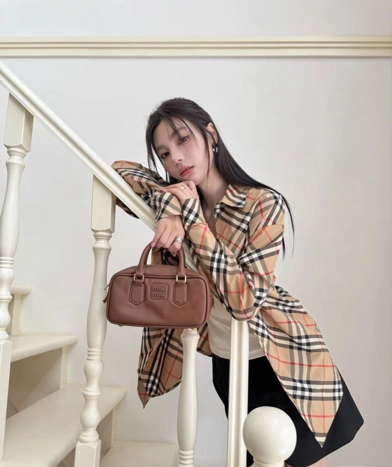 Low-cost Burberry Shirts