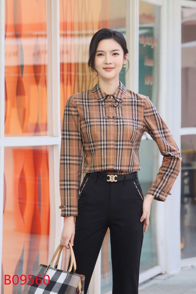 Accurate model Burberry Shirts